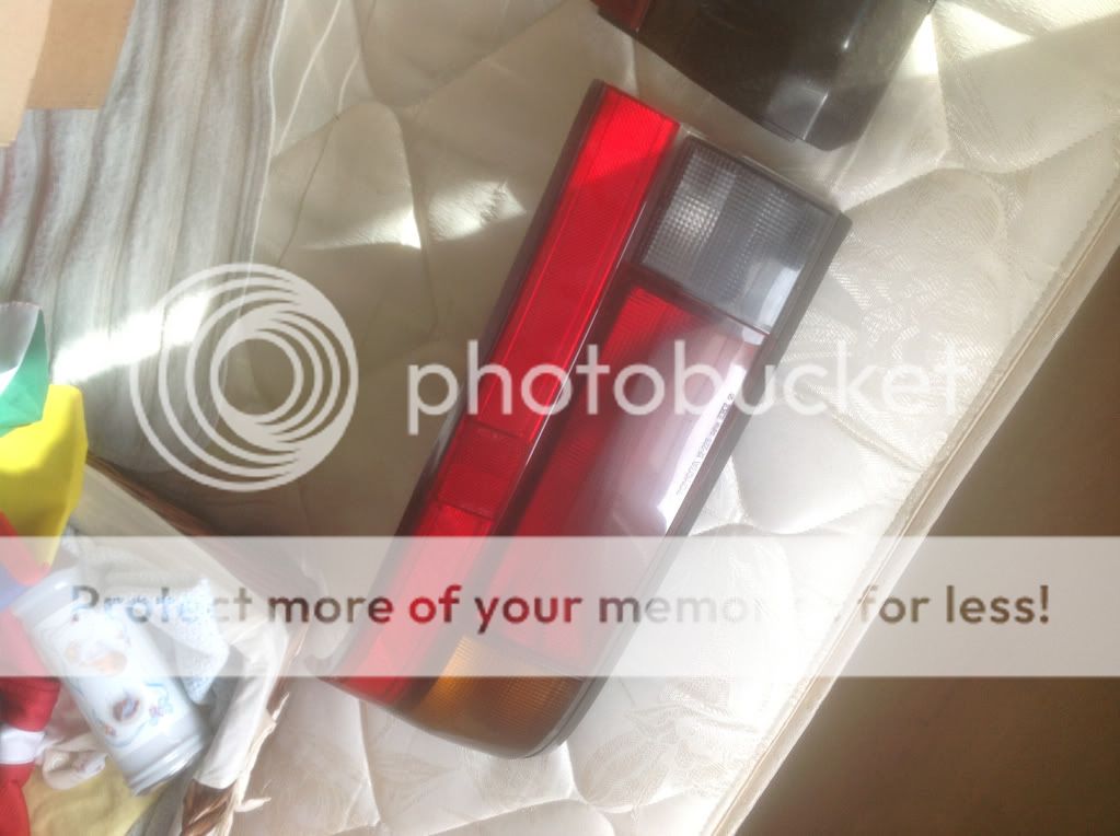 Ae86 redlines tailights new | Driftworks Forum